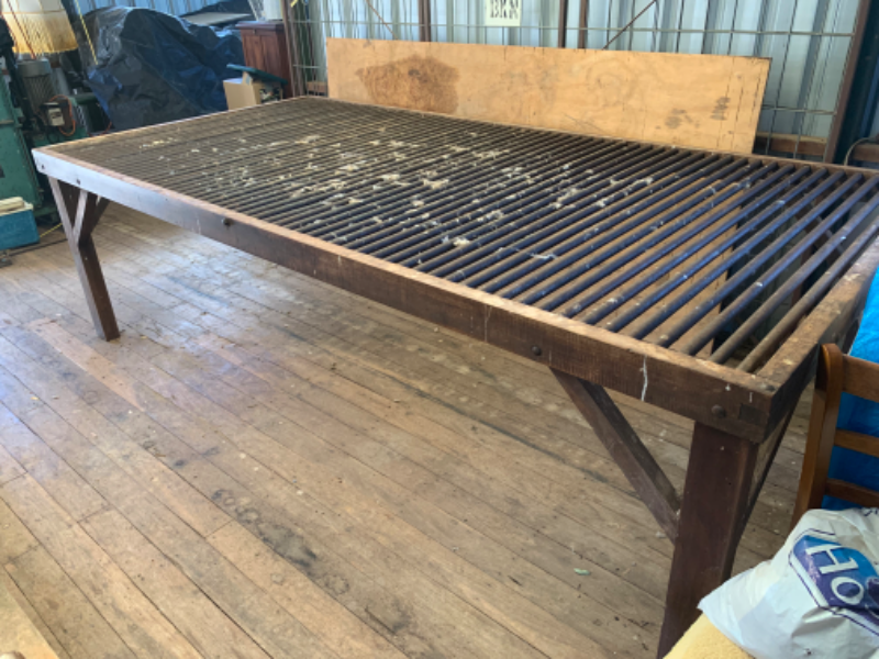 Lot 61 - TIMBER WOOL TABLE | AuctionsPlus
