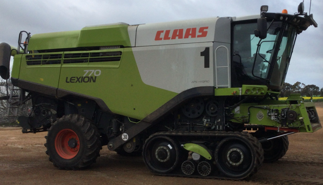 Lot 8 - Claas Lexion [2018] 770 header | AuctionsPlus