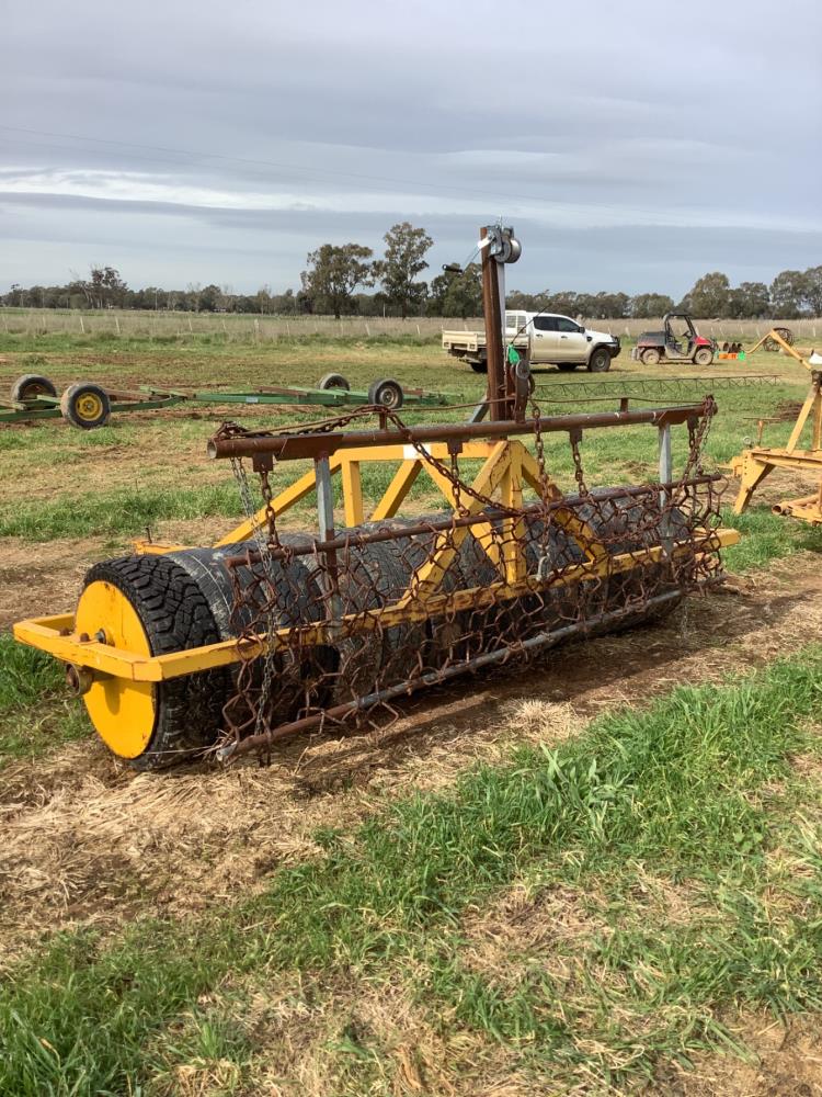 Lot 13 - Rubber tyre Rollers with harrowers | AuctionsPlus