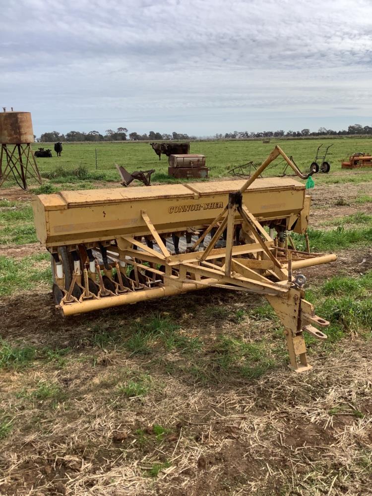 Lot 12 - Connor - Shea trailing 18 disc seeder | AuctionsPlus