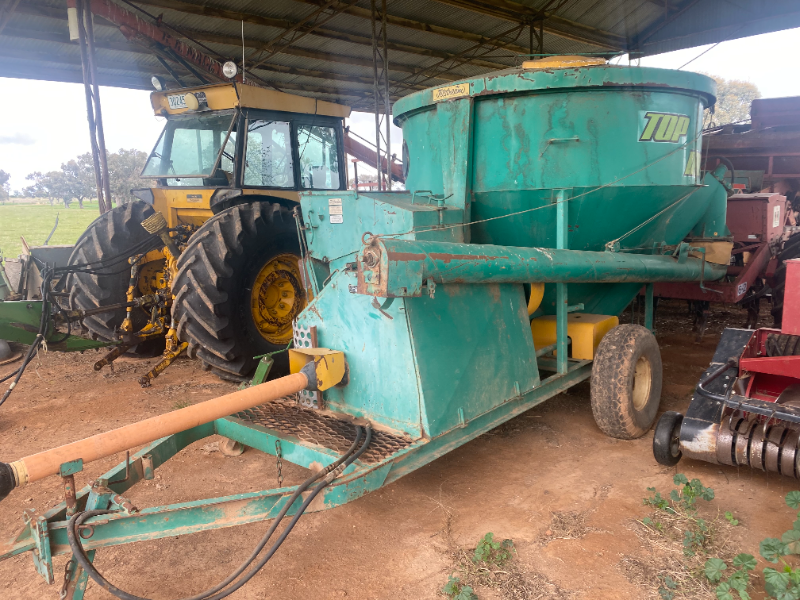 Lot 8 - Jetstream Top Mix | AuctionsPlus