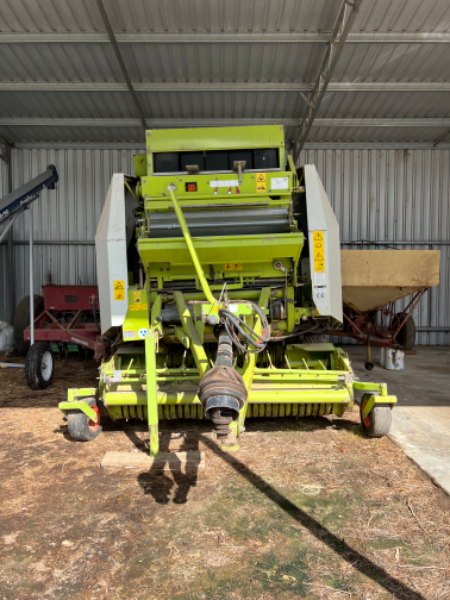 Lot 118 - Claas Variant 280 Roto Cut Round Baler | AuctionsPlus