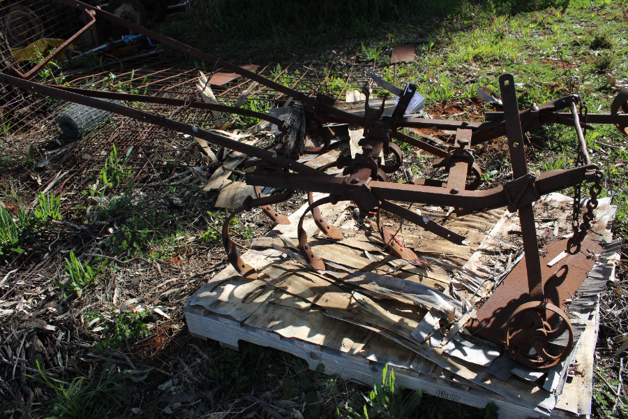 Lot 23 - Vintage Plough | AuctionsPlus