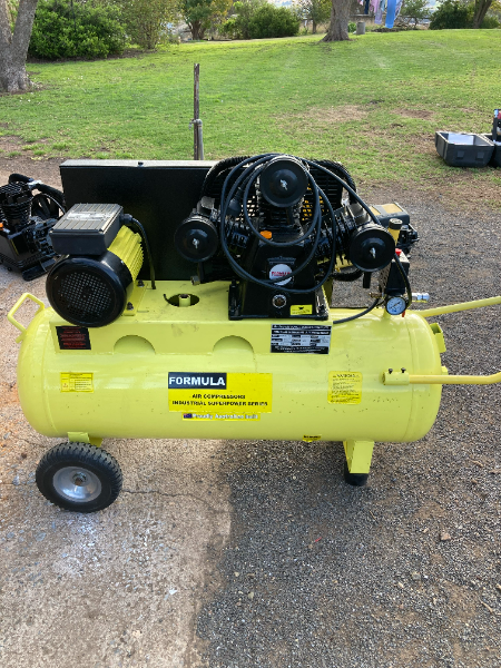 Lot 59 - Formula air compressor 15amp BRAND NEW | AuctionsPlus