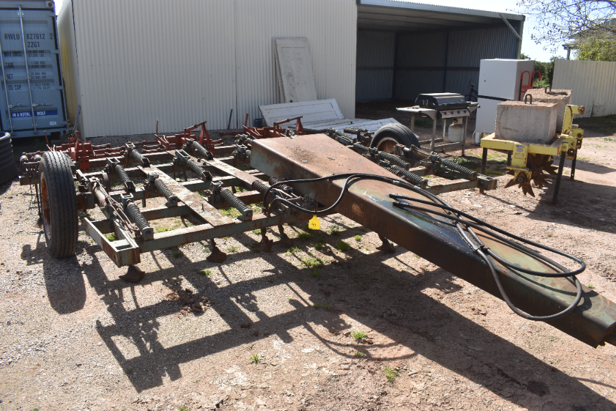 Lot 41 - John Shearer Scarifier | AuctionsPlus