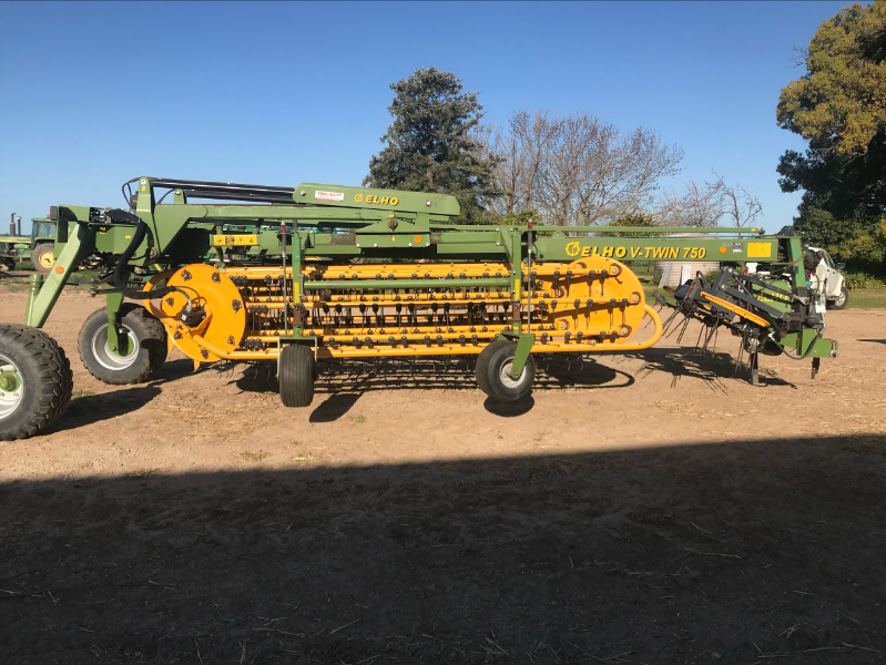Lot 99 - ELHO V-Twin 750 Super 2015 Roller Bar Rake | AuctionsPlus