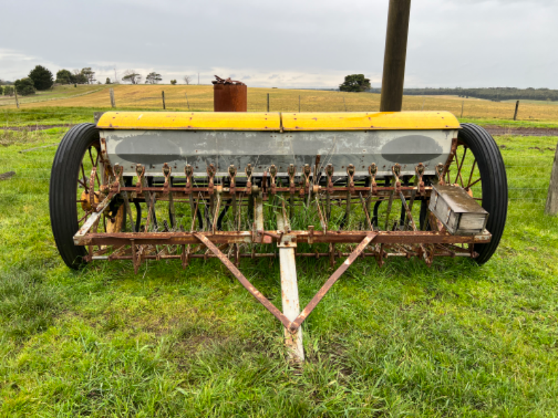 Lot 19 - John Shearer 16 Tyne Combine | AuctionsPlus