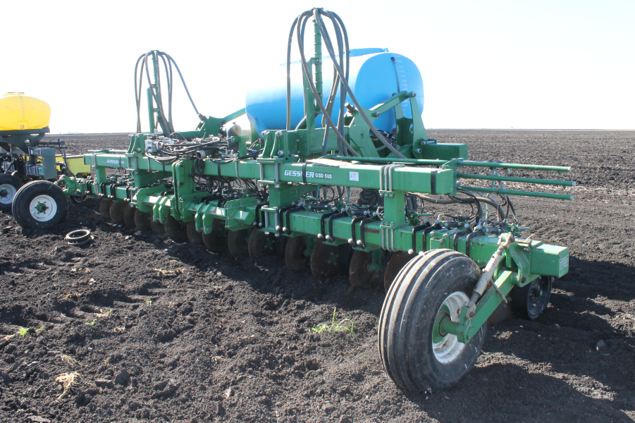 Gessner GSD 500 Single disc planter/liquid Fert rig, 3000L tank ...