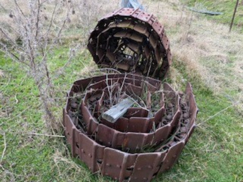 LOT 58 - CHAINS & PLATES | AuctionsPlus