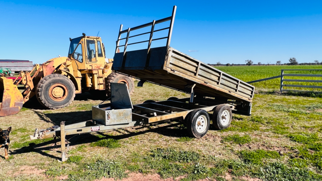 Lot 14 - 2020 Bonanza 12x7 Trailer | AuctionsPlus