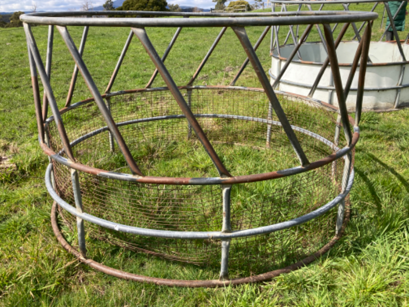 Lot 76 - Hay Ring Feeder | AuctionsPlus
