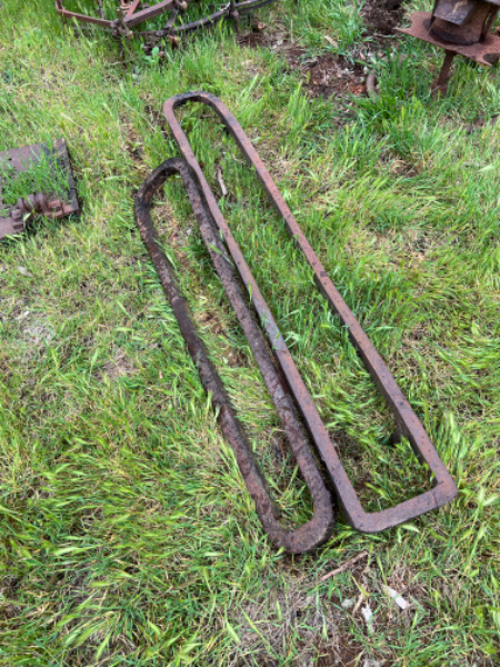 Lot 110 - Fire Stands | AuctionsPlus