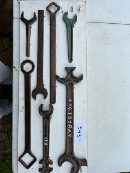 Lot 343 - Vintage Tools/Spanner Display | AuctionsPlus
