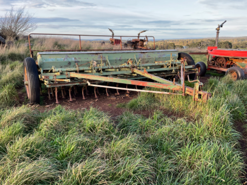 Lot 75 - John Shearer Combine | AuctionsPlus