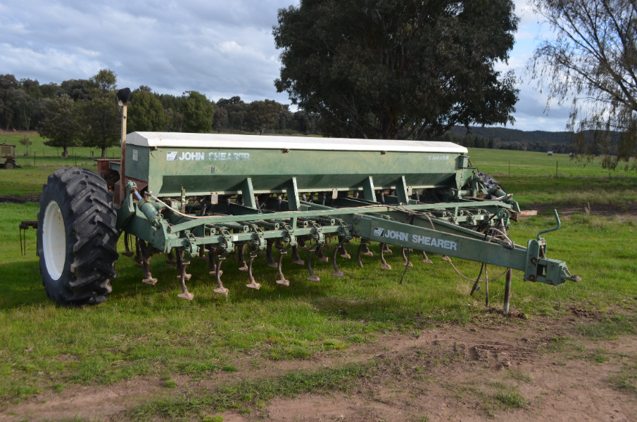 Lot 24 - Shearer Combine | AuctionsPlus