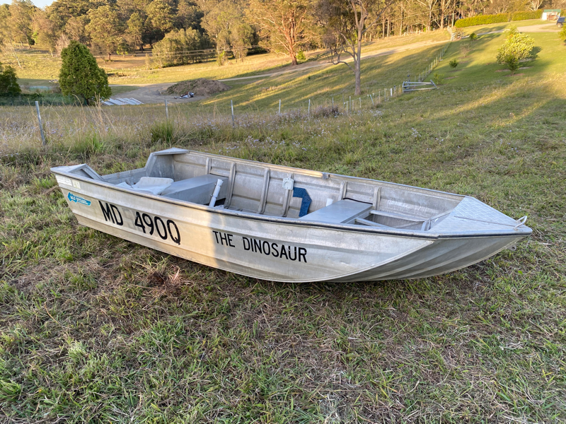 Lot 23 - Alf Stessl 370 ET 3.7m aluminium boat (no reserve) | AuctionsPlus