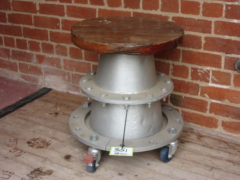 Lot 351 - Bar Stool | AuctionsPlus