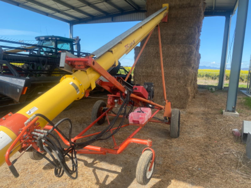 Lot 10 - Westfield Auger | AuctionsPlus