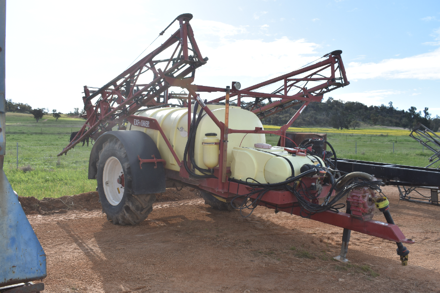 Lot 80 - Hardi 3520 explorer boomspray | AuctionsPlus