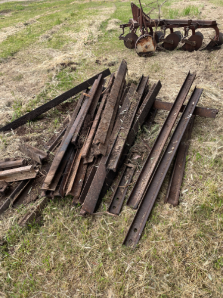 Lot 60 - Railway Iron | AuctionsPlus