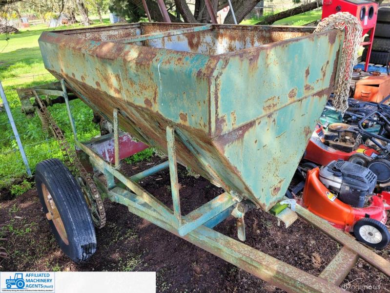 Lot 55 - Crump Super Spreader | AuctionsPlus