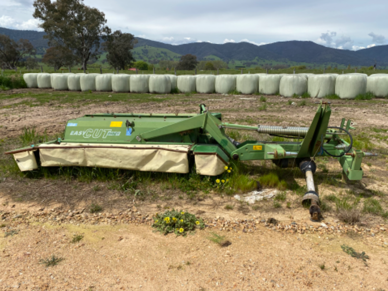 Lot 128 - 2005 Krone Easycut 280CV Mower | AuctionsPlus