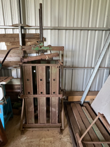 Lot 84 - Sunbeam Wool Press | AuctionsPlus