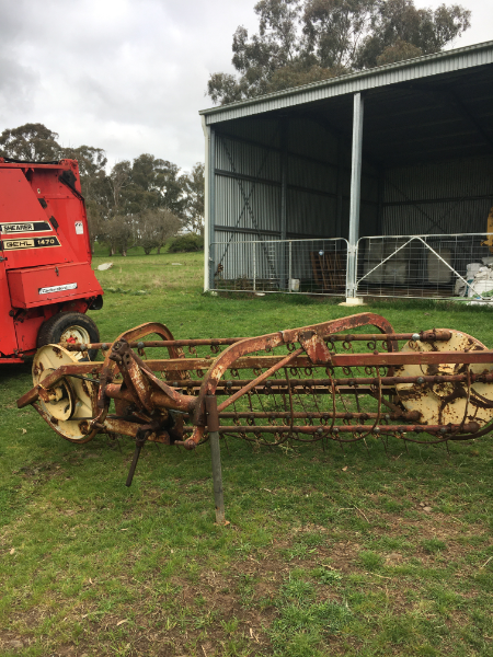 Lot 37 - Massey Ferguson 3PL Hay Rake | AuctionsPlus