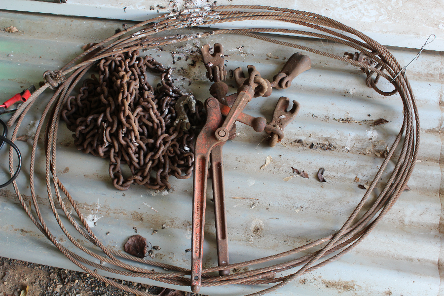 Lot 263 - High Tensile Chain & Dogs & Wire Rope | AuctionsPlus