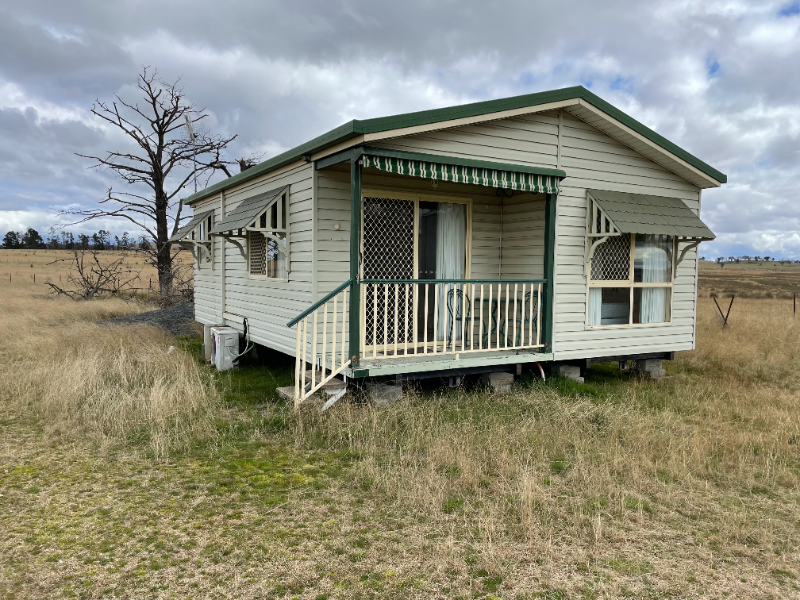Lot 44 - Two Bedroom Transportable Cottage | AuctionsPlus