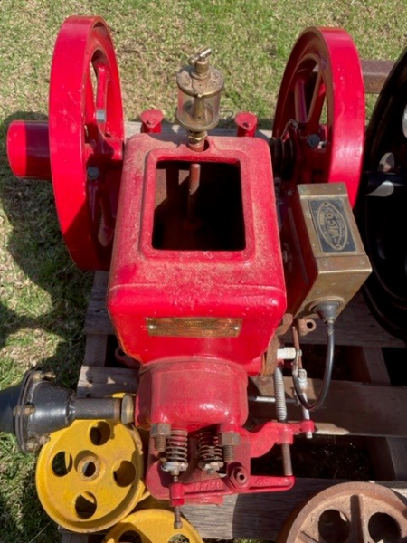 Lot 7 - Massey Harris Stationary Engine | AuctionsPlus