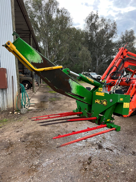 Lot 129 - McHale Bale Splitter RS4, 2016 model | AuctionsPlus