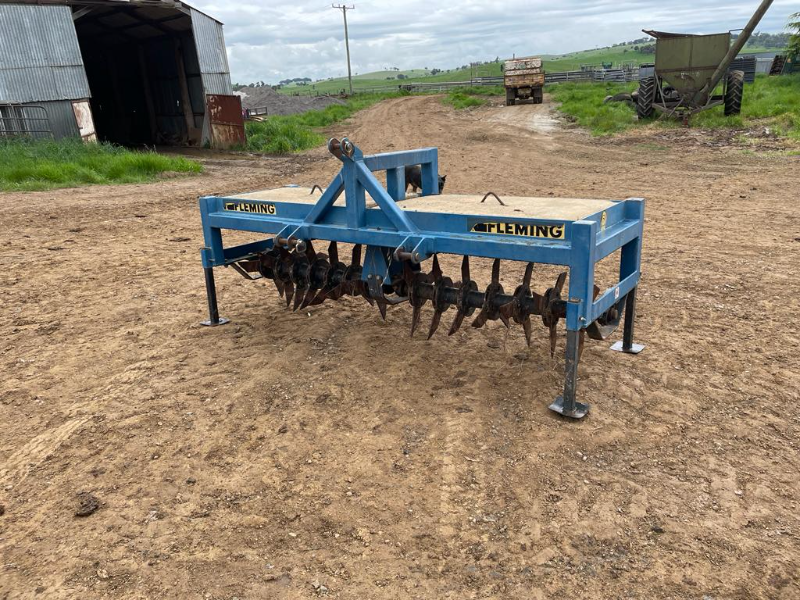 Lot 9 - Fleming Air Rader | AuctionsPlus