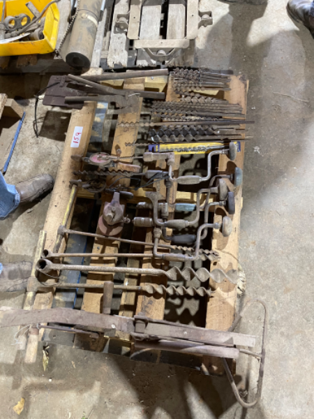 Lot 159 - Pallet of Brackets Bits, Auger and Breast Drill | AuctionsPlus