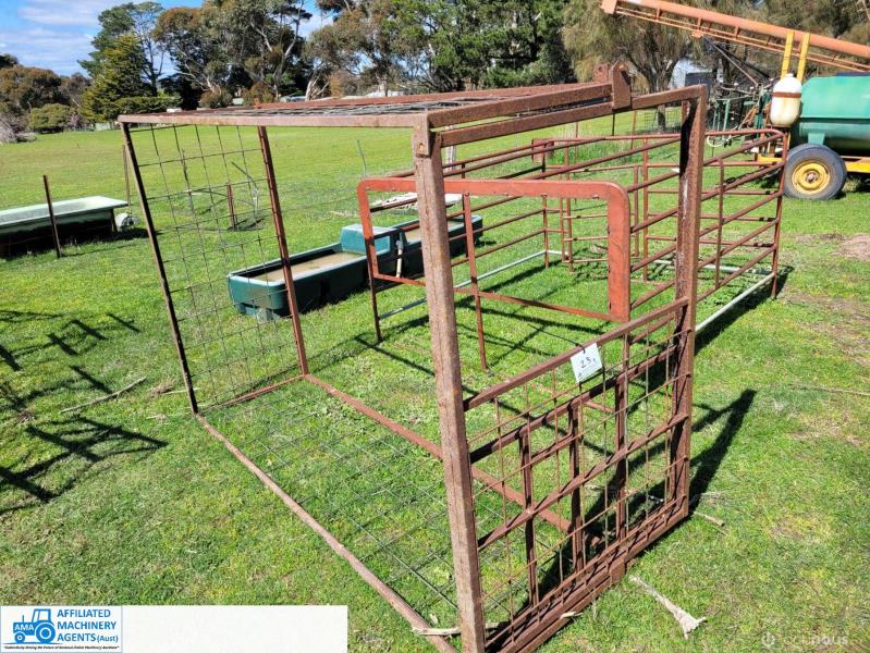 Lot 211 - Tandem Trailer Stock Crate 7'2' x 4'9' | AuctionsPlus
