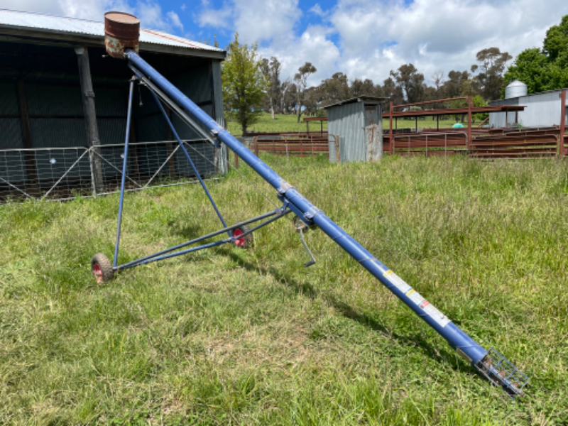 Lot 38 - Grainline 4' Pencil Auger | AuctionsPlus