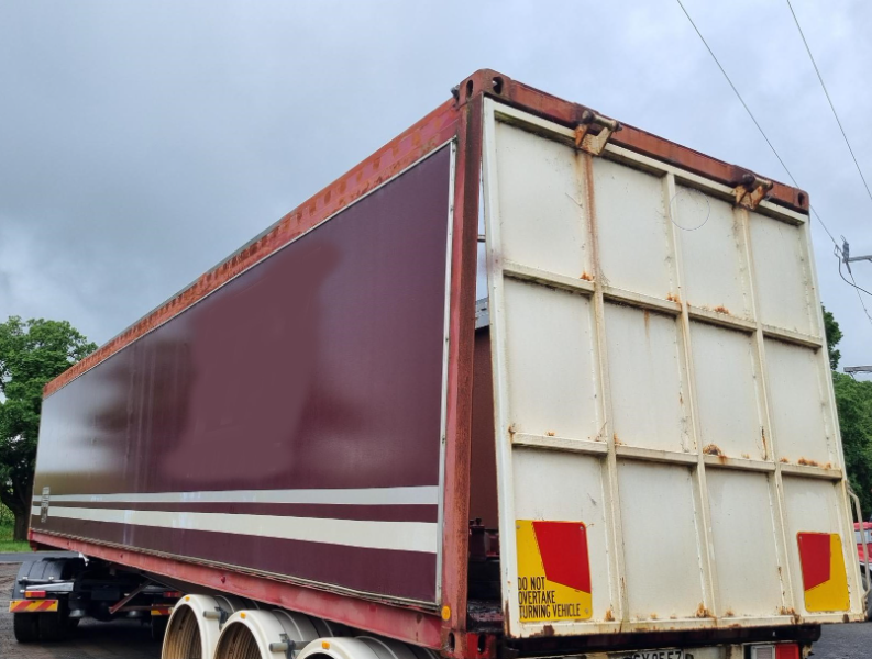Lot 20 - 40ft open top container | AuctionsPlus