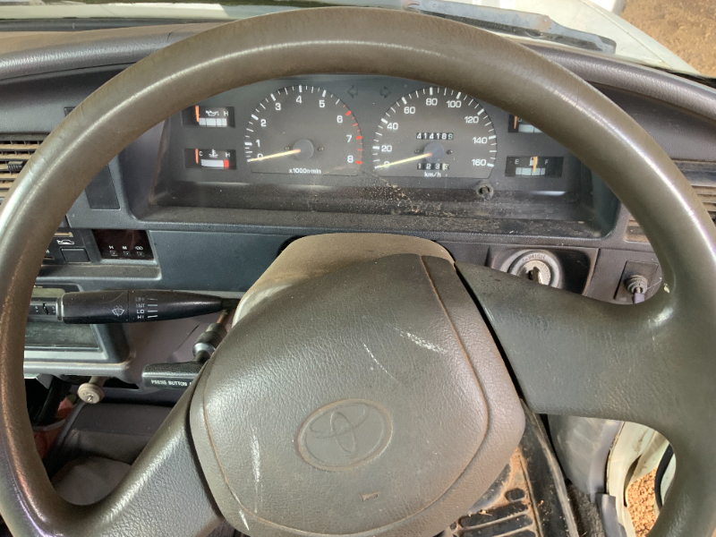 LOT 87 - Hilux Ute | AuctionsPlus