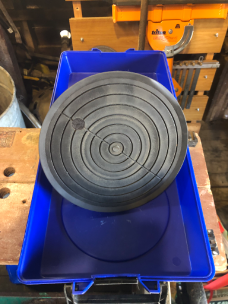 Lot 172 - Suction Cup | AuctionsPlus