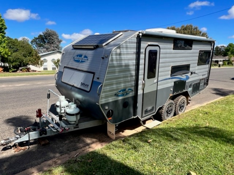Caravan | AuctionsPlus