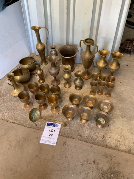 Lot 74 - Collectables | AuctionsPlus
