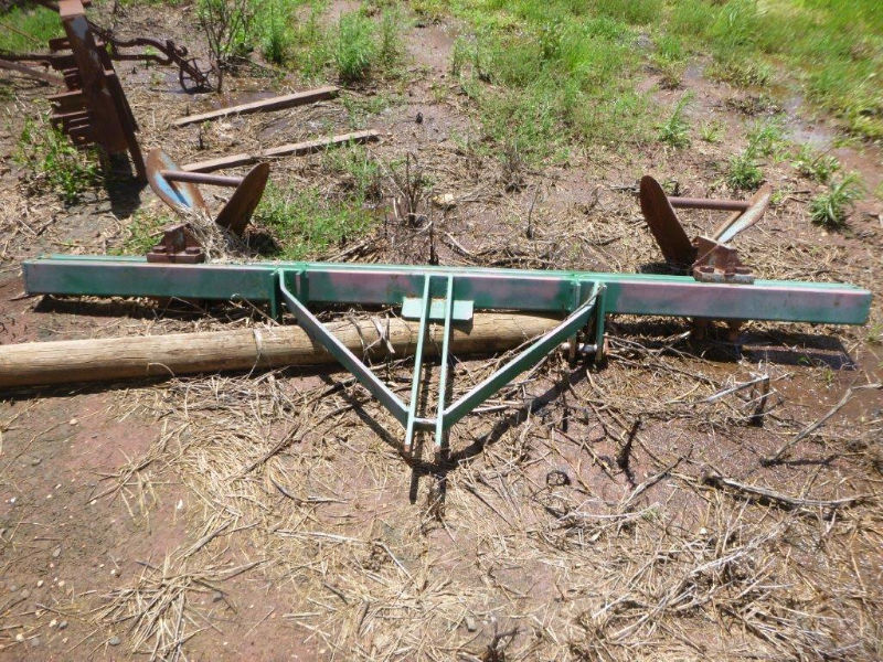 Lot 24 - 3PL Toolbar (Green) with furrows | AuctionsPlus
