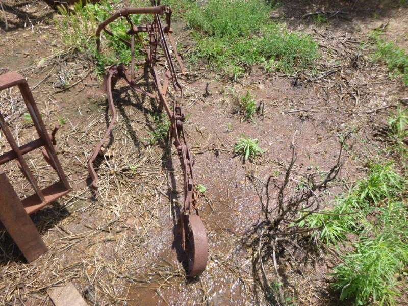 Lot 165 - Scrap | AuctionsPlus