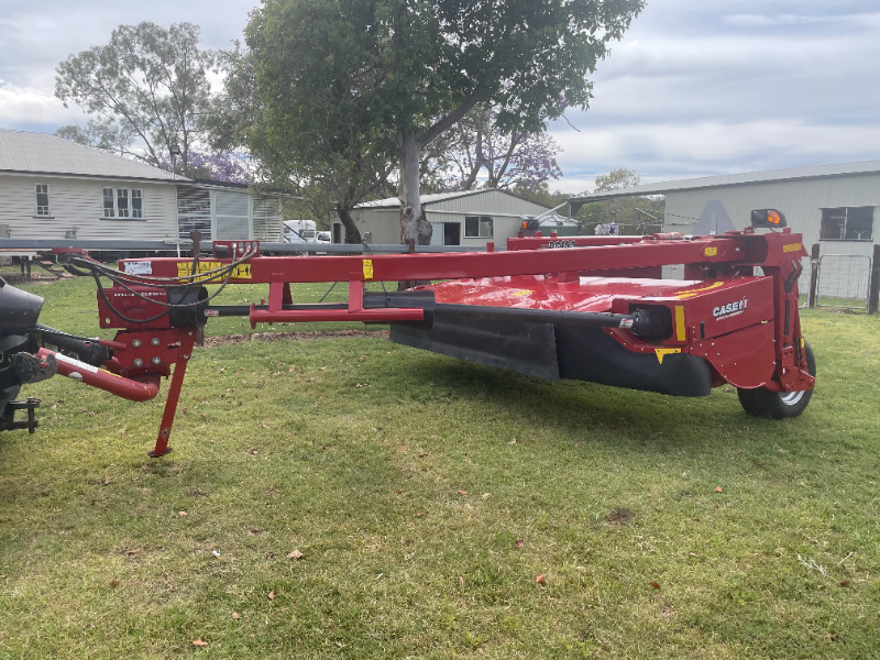 Lot 10 - Case Disc Mower Conditioner | AuctionsPlus