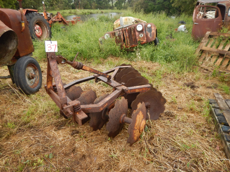 Lot 37 - Fiat 14 Plate 3PL Disc Plough | AuctionsPlus