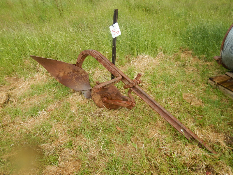 Lot 56 - IHC Single Furrow Mouldboard Plough | AuctionsPlus