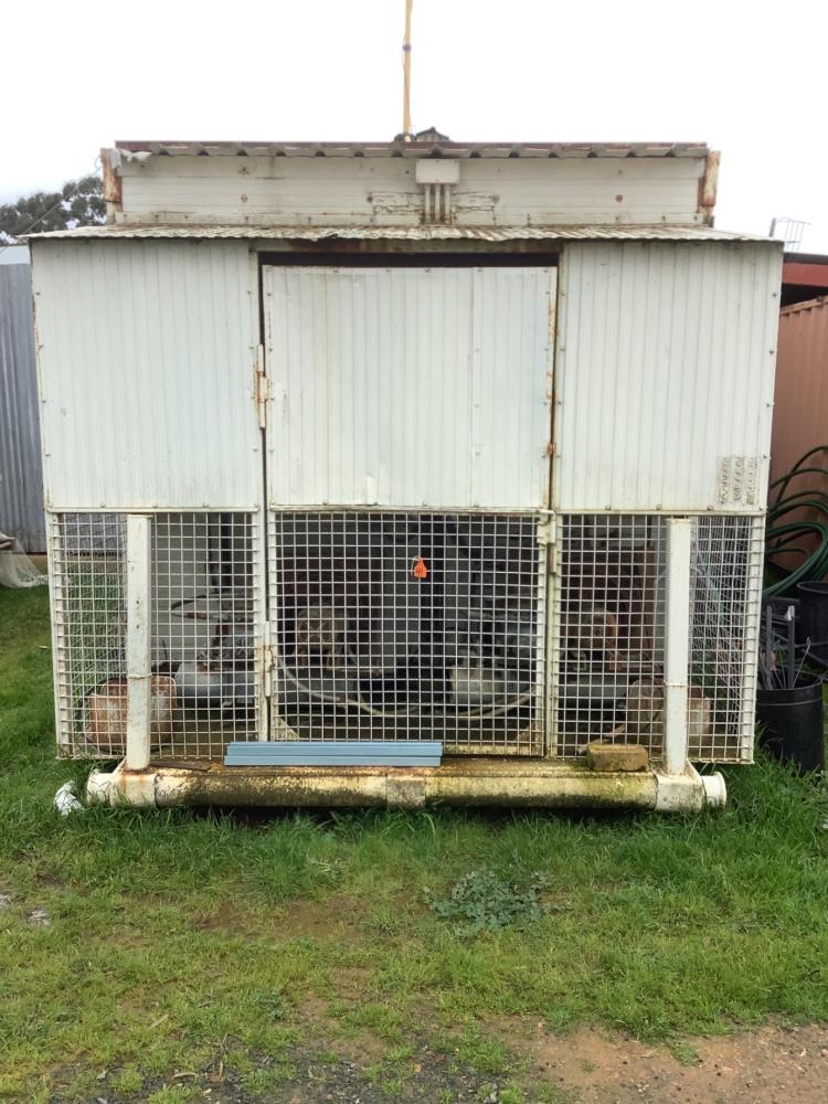 Lot 41 - Commercial Kitchen in a 40 foot Container | AuctionsPlus