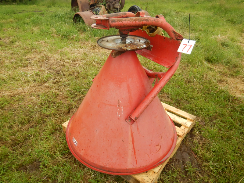 Lot 77 - 500 lt. 3PL Super spreader | AuctionsPlus