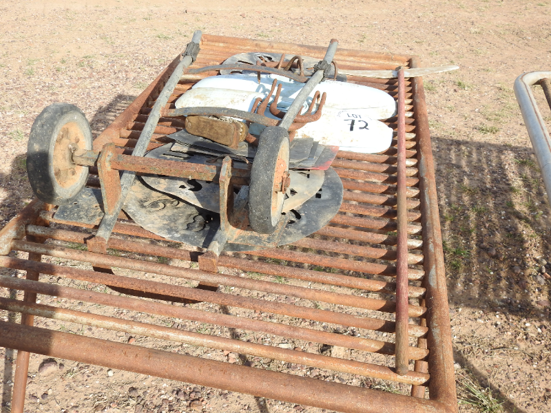 Lot 72 - Steel wool classing table, lamb fleece Scoops ,stencils ...