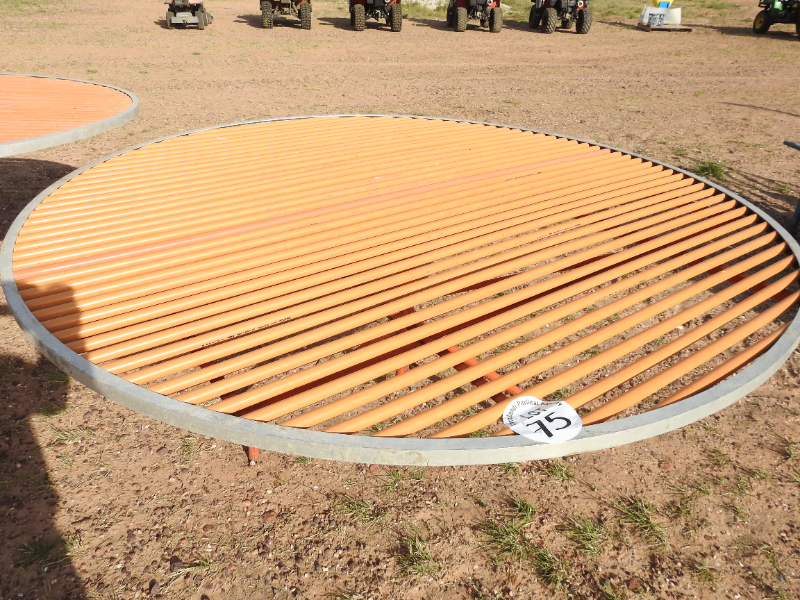 Lot 75 - Round Wool Table | AuctionsPlus